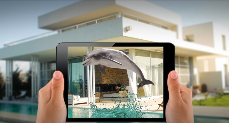 Augmented Reality: Revolutionising Education Augmented Reality: Revolutionising Education