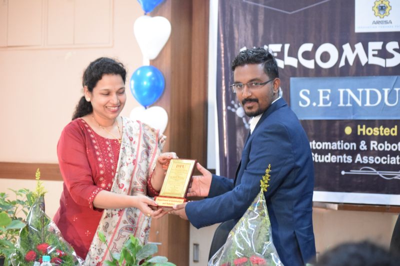 Mandar Waghmare on LinkedIn: Honoured to be hosted by Dr. D. Y. Patil ... Mandar Waghmare on LinkedIn: Honoured to be hosted by Dr. D. Y. Patil ...