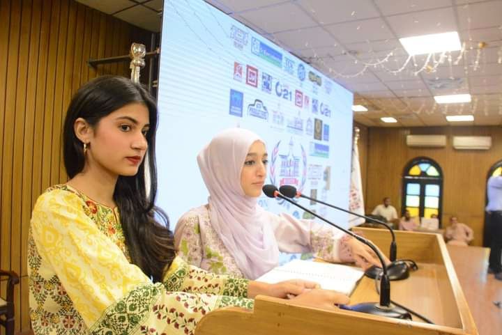 Adeeba Mohammed Ali علىLinkedIn: #university #publicrelations #host ... Adeeba Mohammed Ali علىLinkedIn: #university #publicrelations #host ...