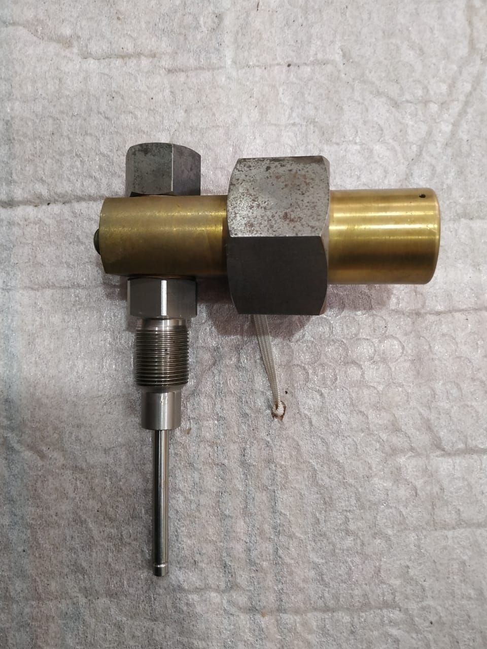 Shrey Vora on LinkedIn: RTA 52 Lubricating quill Shrey Vora on LinkedIn: RTA 52 Lubricating quill