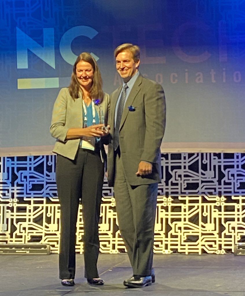 Susan Kellogg on LinkedIn: Natalie Batten from Accenture presenting ... Susan Kellogg on LinkedIn: Natalie Batten from Accenture presenting ...