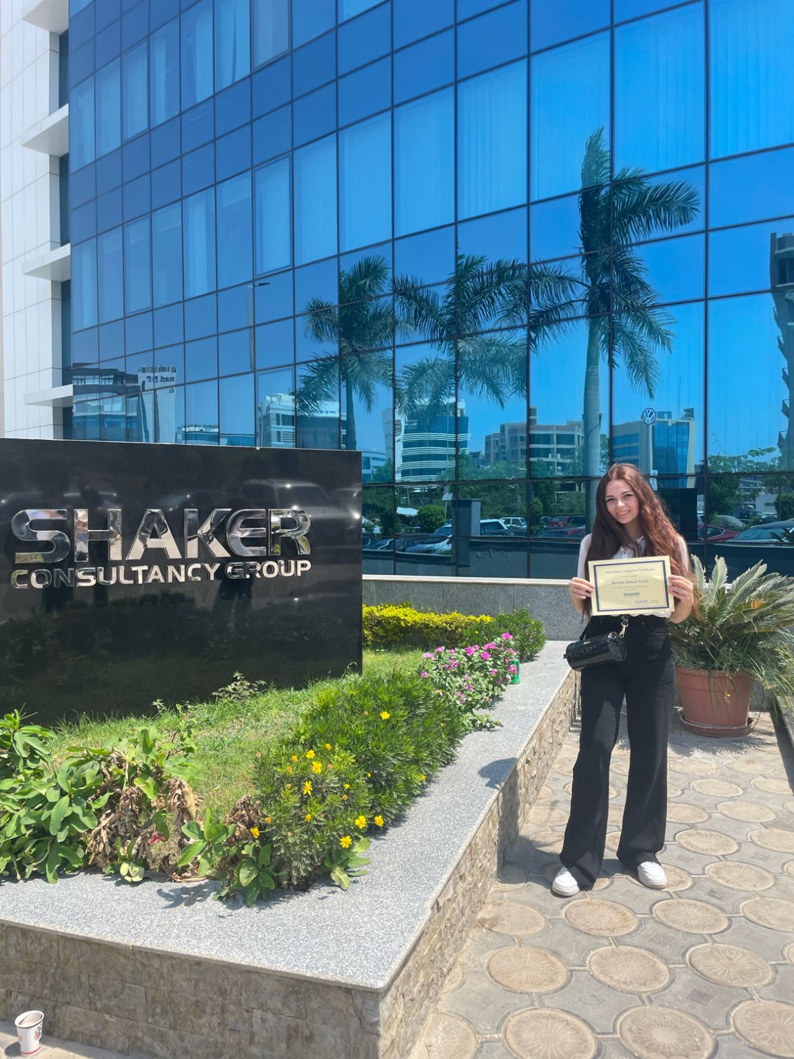 Rawan Ahmed علىLinkedIn: I am glad to share that I’ve finished my ... Rawan Ahmed علىLinkedIn: I am glad to share that I’ve finished my ...