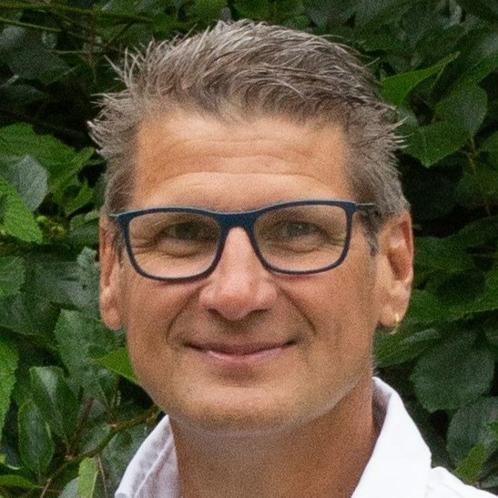 Rob Vonk - Medewerker bedrijfsvoering - CNB | LinkedIn Rob Vonk - Medewerker bedrijfsvoering - CNB | LinkedIn