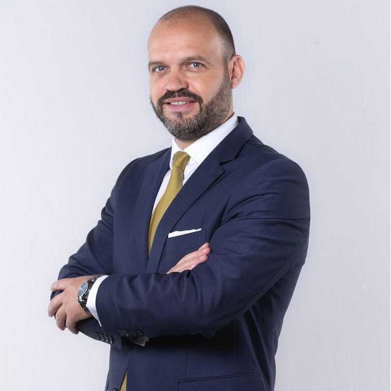 Nikos Lekkas - Director, Private Banking Center Leader, Northern Attica ... Nikos Lekkas - Director, Private Banking Center Leader, Northern Attica ...