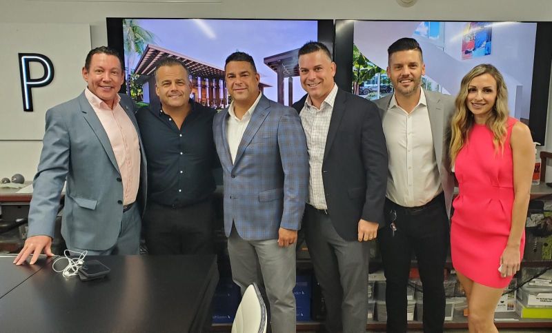 Trish Michaels on LinkedIn: #gethotwired #team305 #miami Trish Michaels on LinkedIn: #gethotwired #team305 #miami