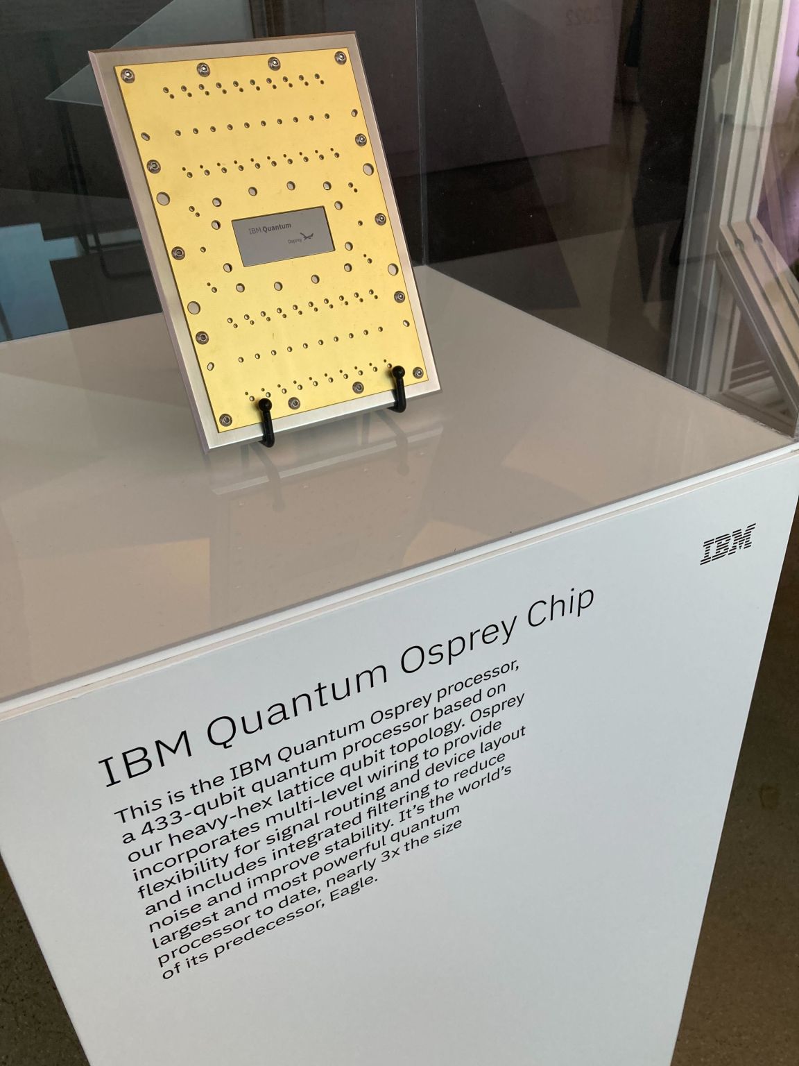 Bradley Holt on LinkedIn: This is the 433-qubit IBM Quantum Osprey Chip ... Bradley Holt on LinkedIn: This is the 433-qubit IBM Quantum Osprey Chip ...
