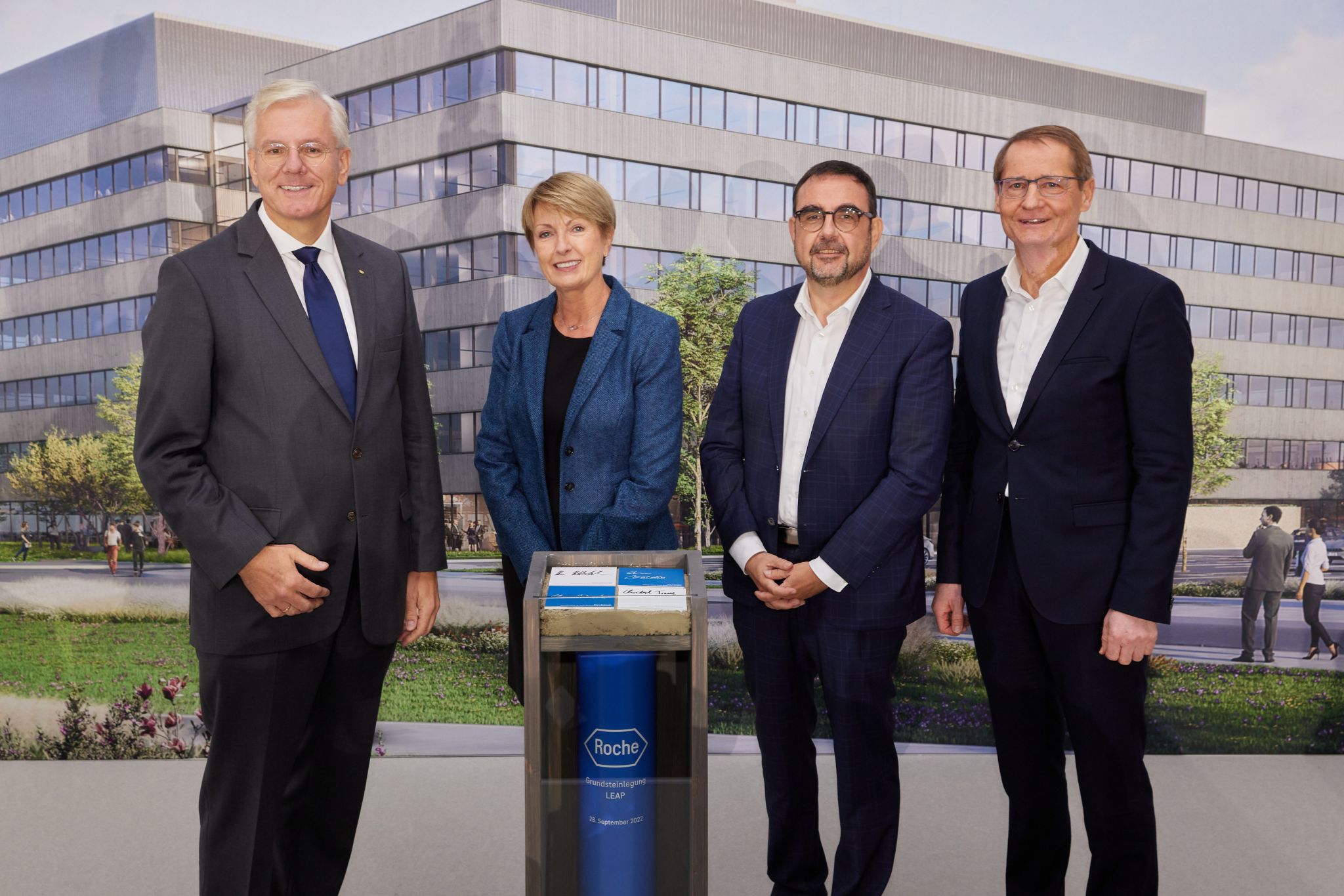 Roche Germany on LinkedIn: Roche investiert in ein neues Diagnostik ... Roche Germany on LinkedIn: Roche investiert in ein neues Diagnostik ...