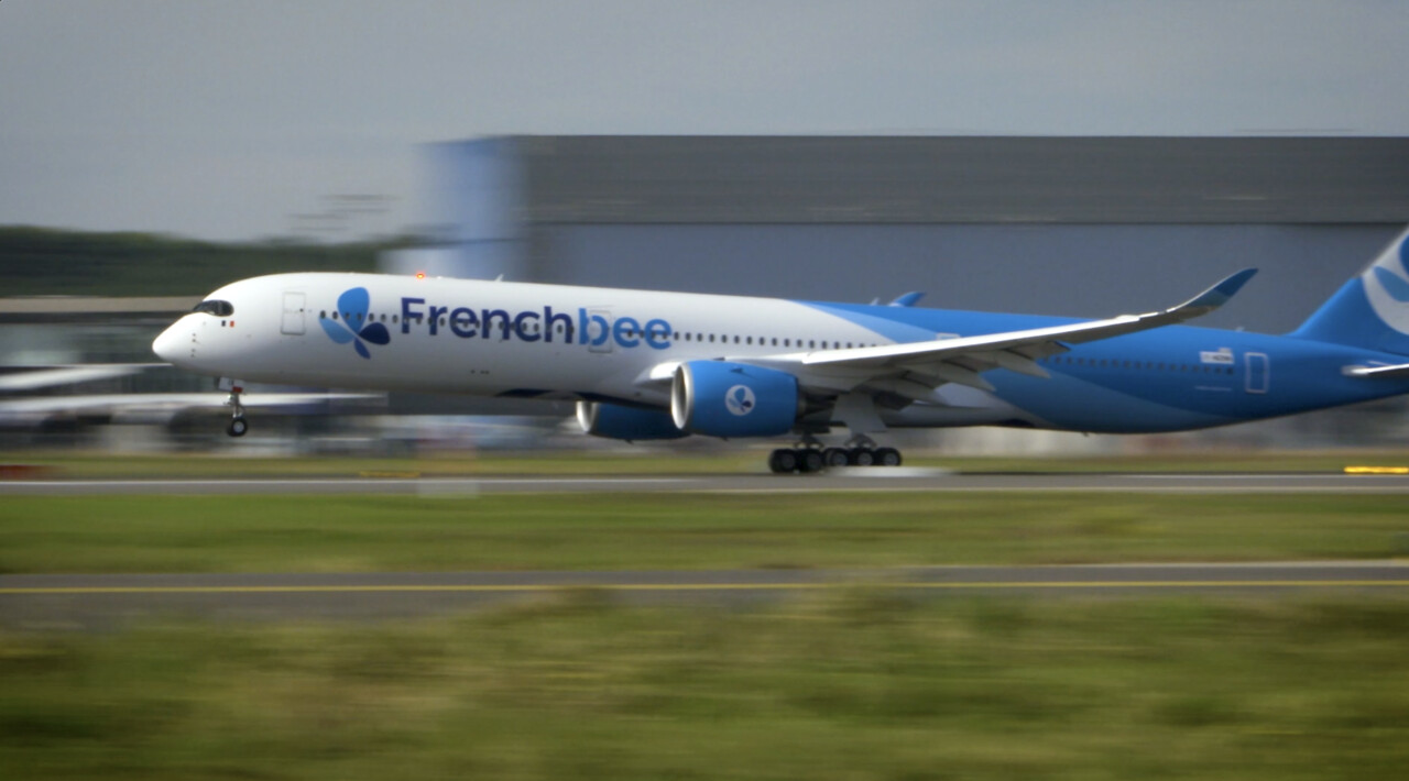Sophie. Ballandras on LinkedIn: #Frenchbee #Airbus #A350 Sophie. Ballandras on LinkedIn: #Frenchbee #Airbus #A350
