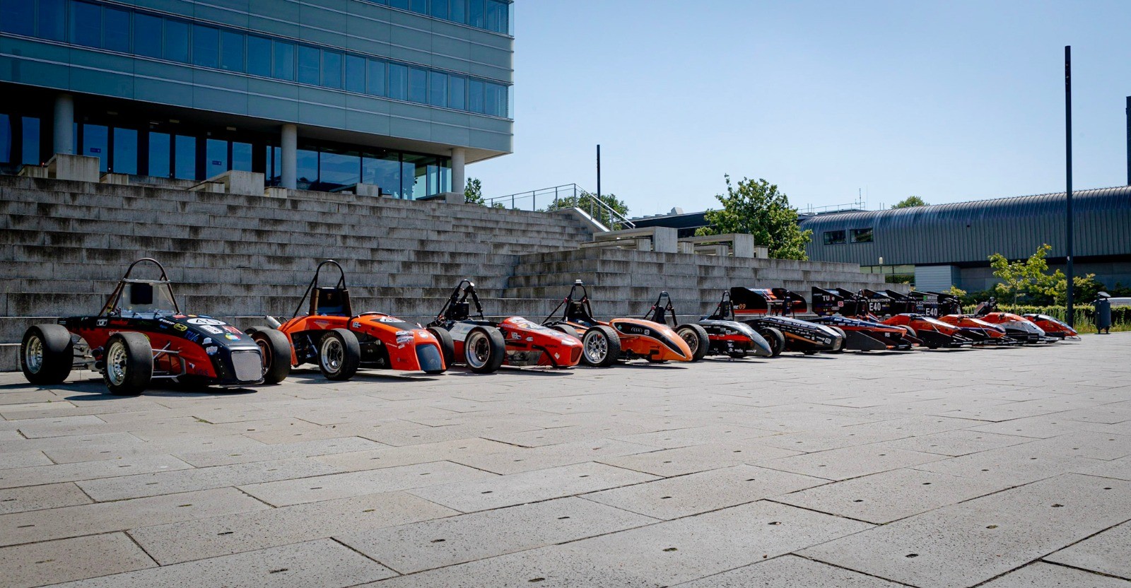 University Racing Eindhoven | LinkedIn University Racing Eindhoven | LinkedIn