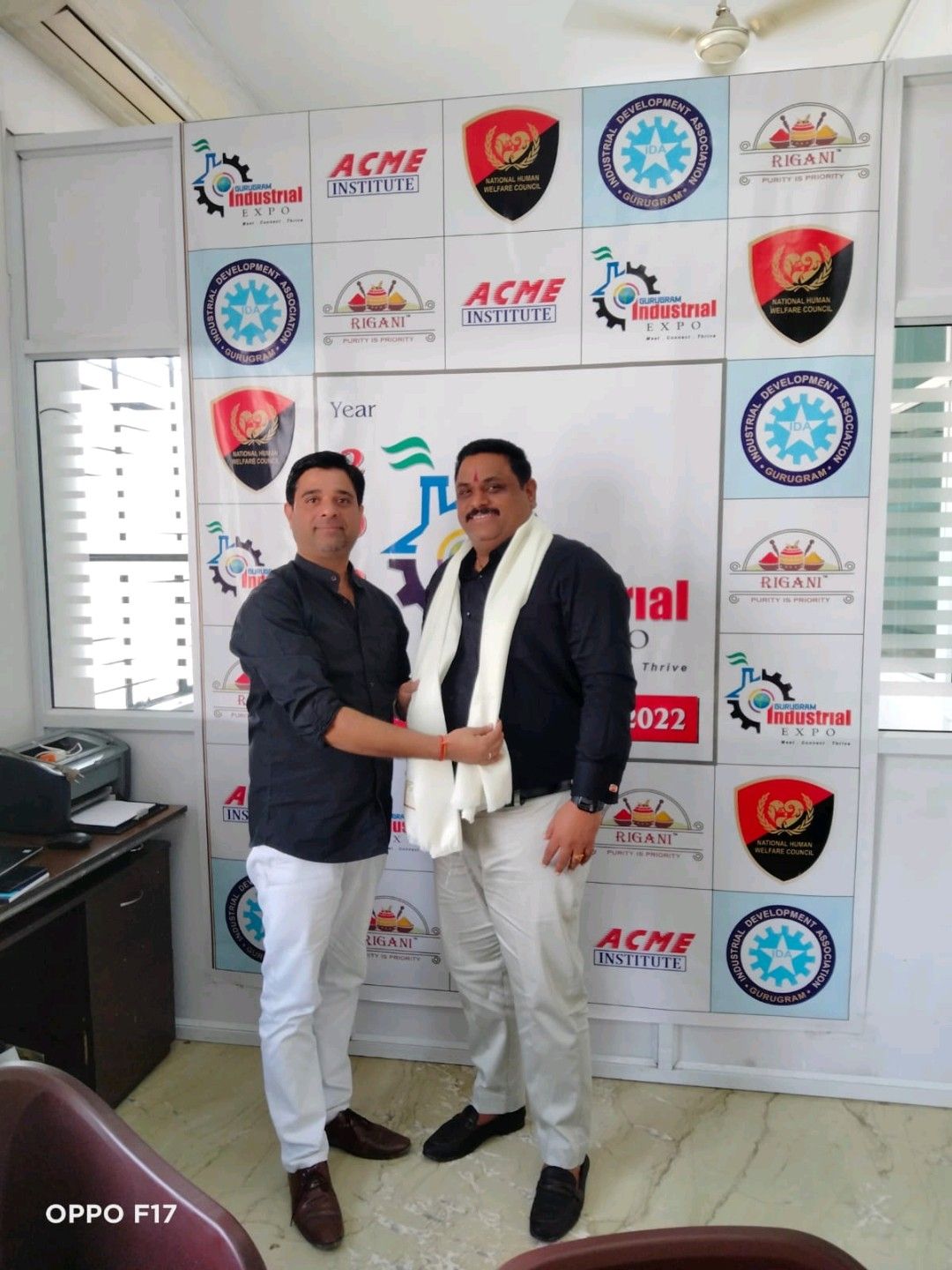 Anil Singh Jadon on LinkedIn: Honored by Mr. Gunjan Chairperson of 1st ... Anil Singh Jadon on LinkedIn: Honored by Mr. Gunjan Chairperson of 1st ...