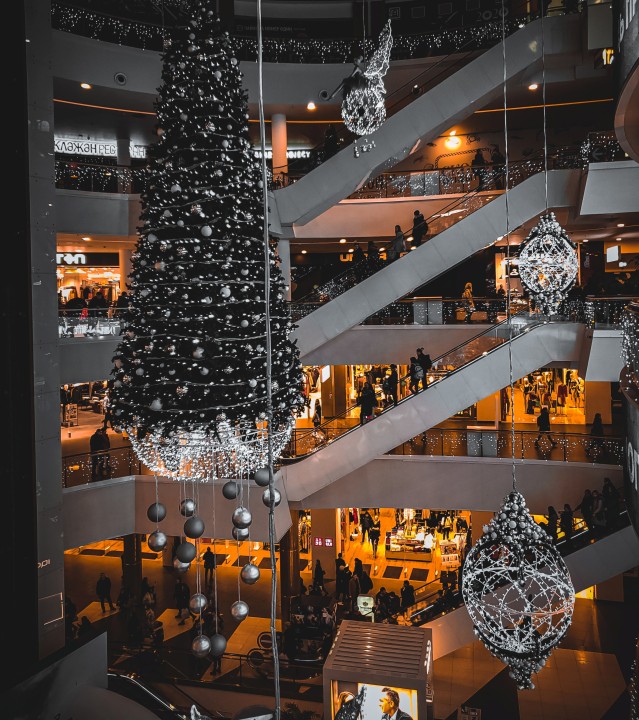 Protecting your identity during the holidays Protecting your identity during the holidays