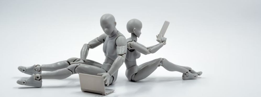 COMPARING DEEP LEARNING AND MACHINE LEARNING COMPARING DEEP LEARNING AND MACHINE LEARNING